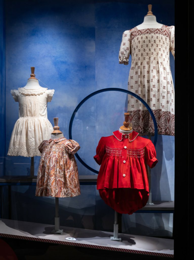 Mode-Ausstellung | KIDORAMA blickt auf 200 Jahre Kindermode!