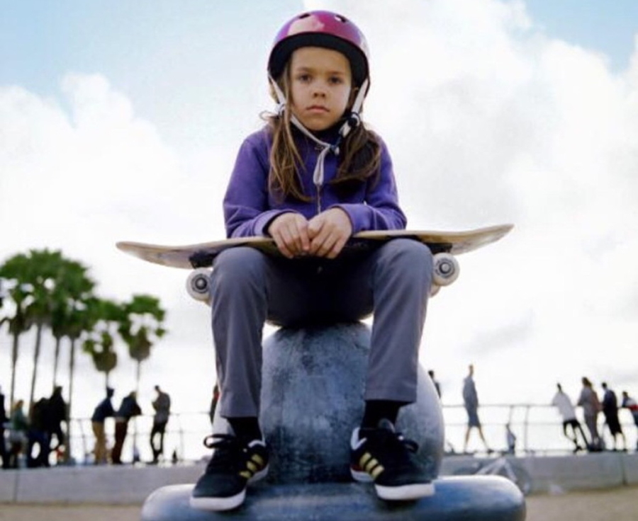Harper Kros | Sportswear & Streetwear for young skaters aus GB